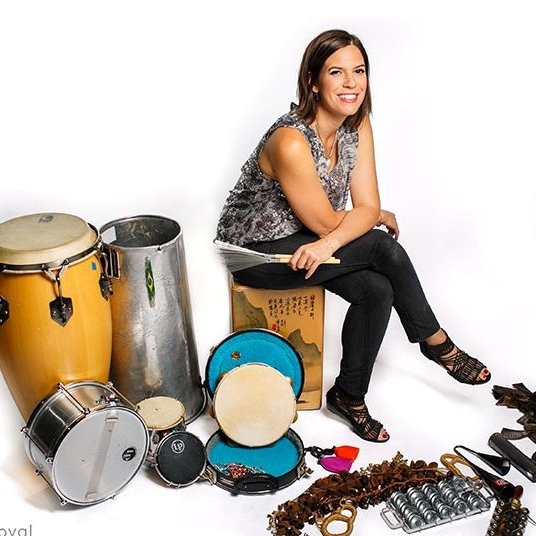 Ami Molinelli Codirige el conjunto brasileño y de jazz